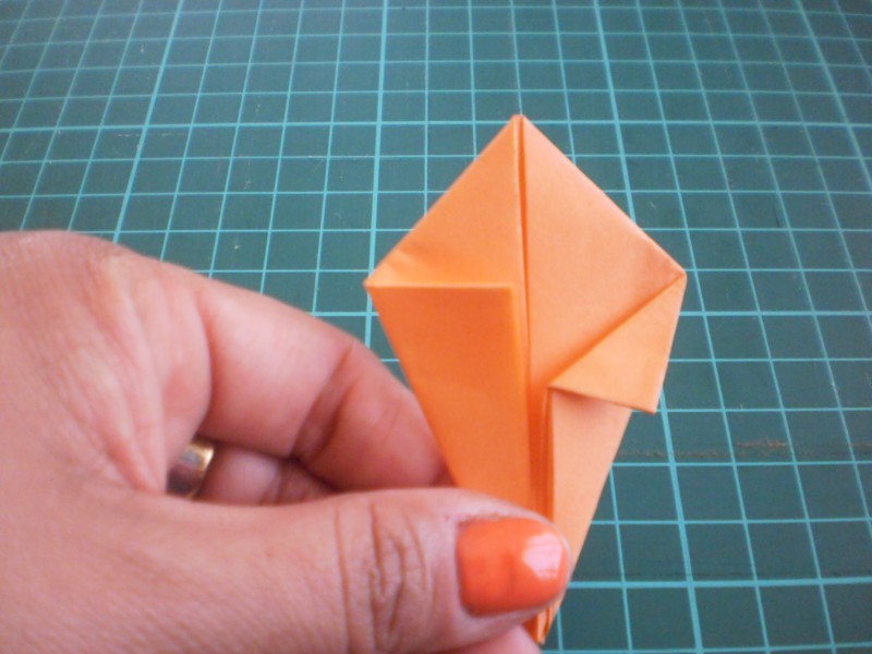 Cómo hacer un conejito de papel | Stikets Family